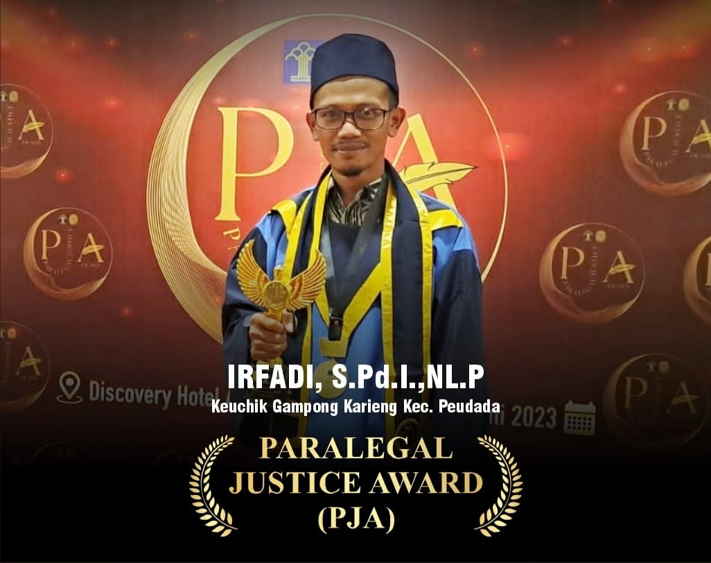 Keuchik Irfadi Raih Penghargaan Paralegal Justice Award 2023 Tingkat