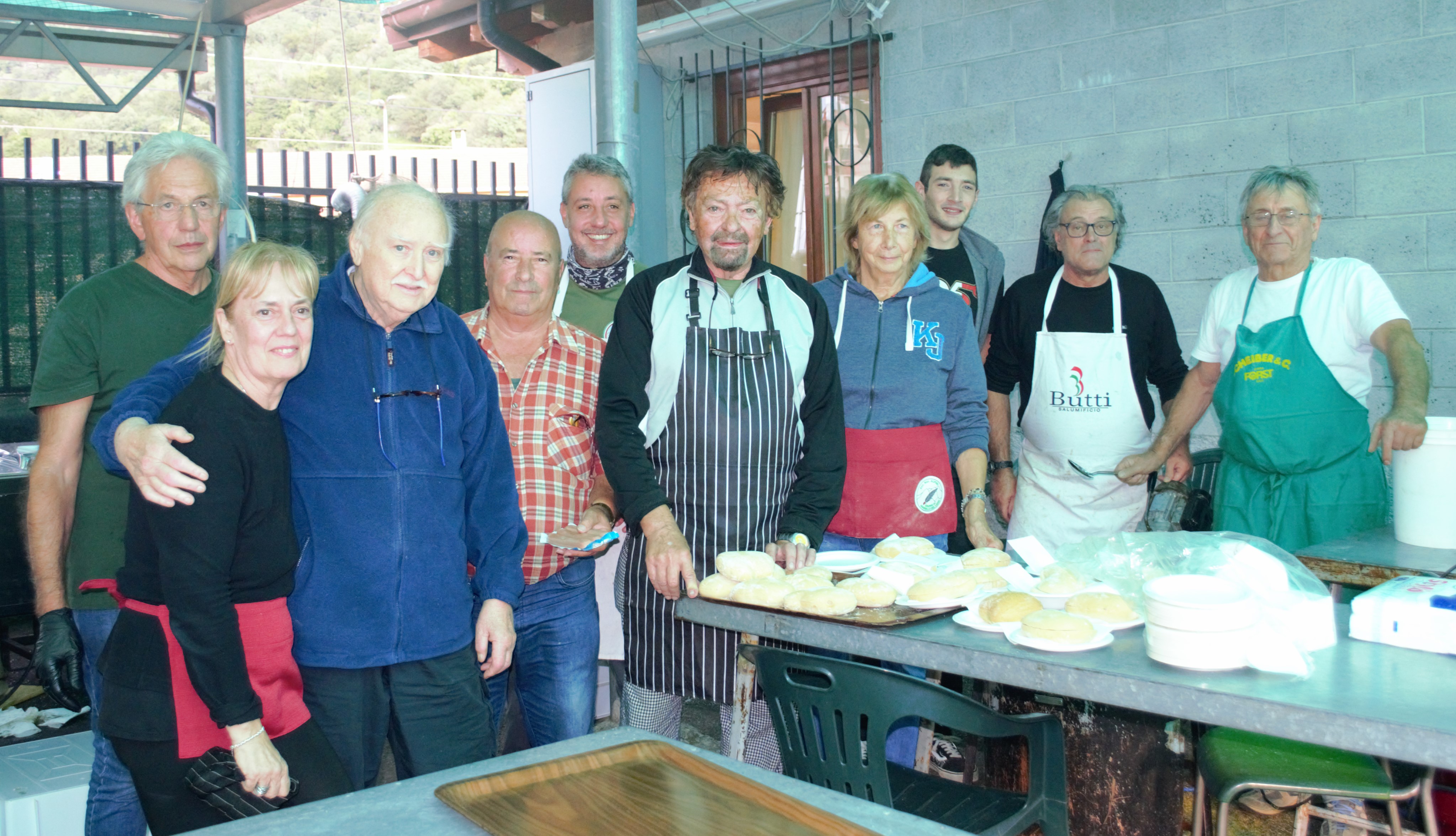 Claudio Bottagisi Mandello Lario Motoraduno Vuol Dire Buona Cucina E