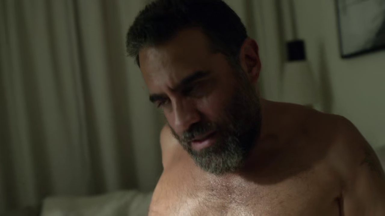 Auscaps Melvin Gregg And Bobby Cannavale Shirtless In Nine Perfect