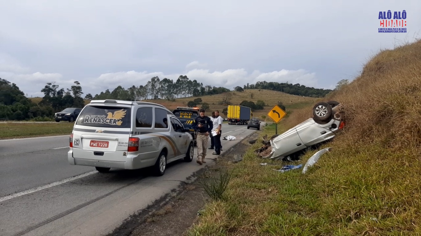 Passageira Morre Após Ser Lançada Para Fora De Carro Em Acidente Na Br