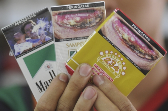 Konsep Top Gambar Rokok Dan Perokok