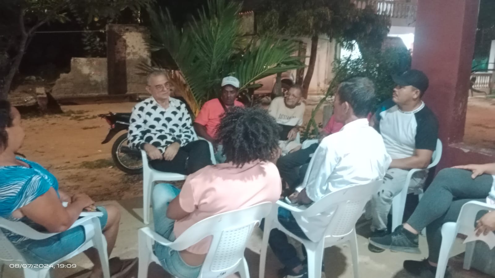 Comité Cívico Por La Dignidad De La Guajira En El Barrio La Mano De