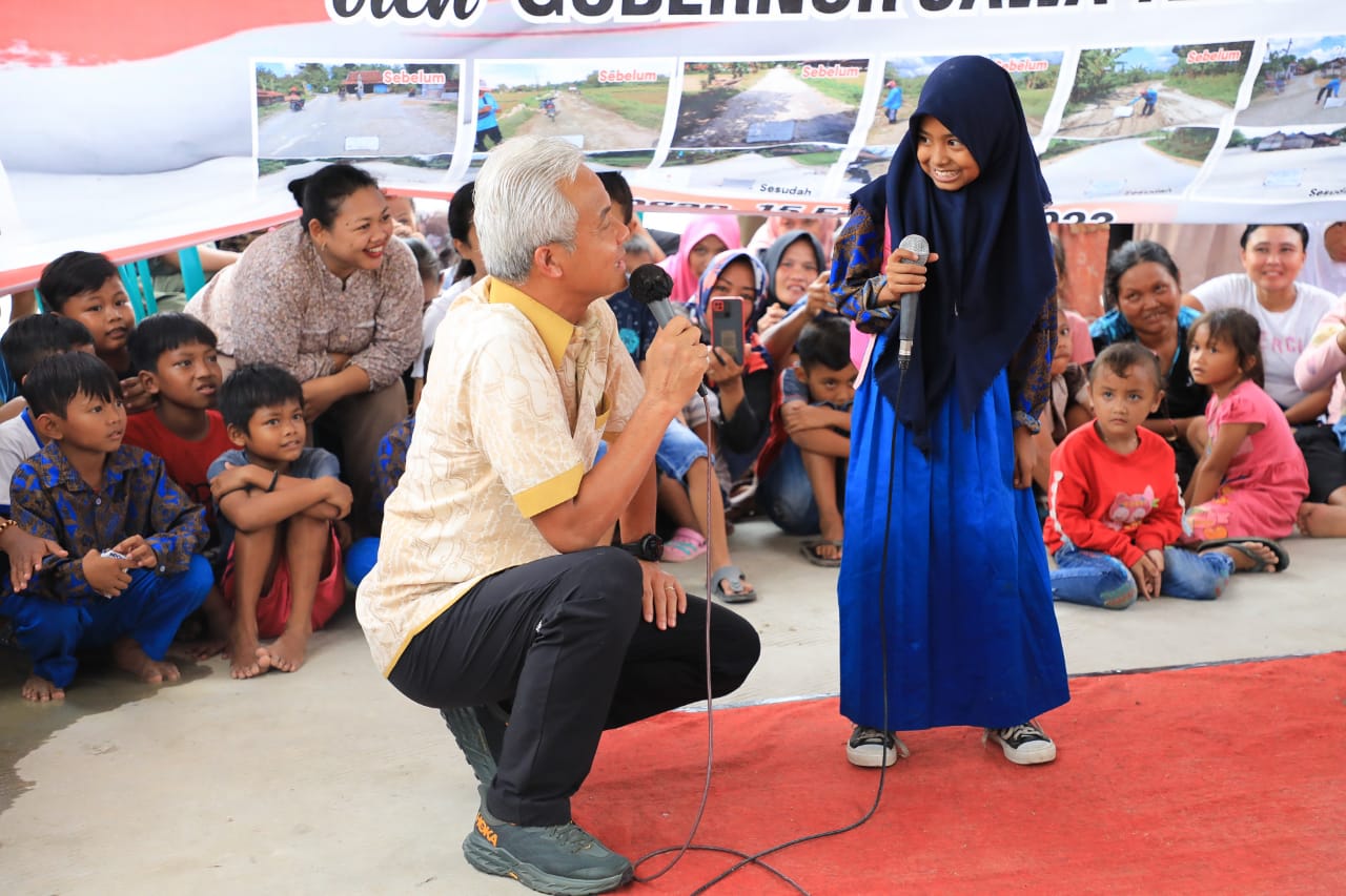 Puluhan Tahun Jalan Desa Rusak Parah Warga Pak Ganjar Terima Kasih