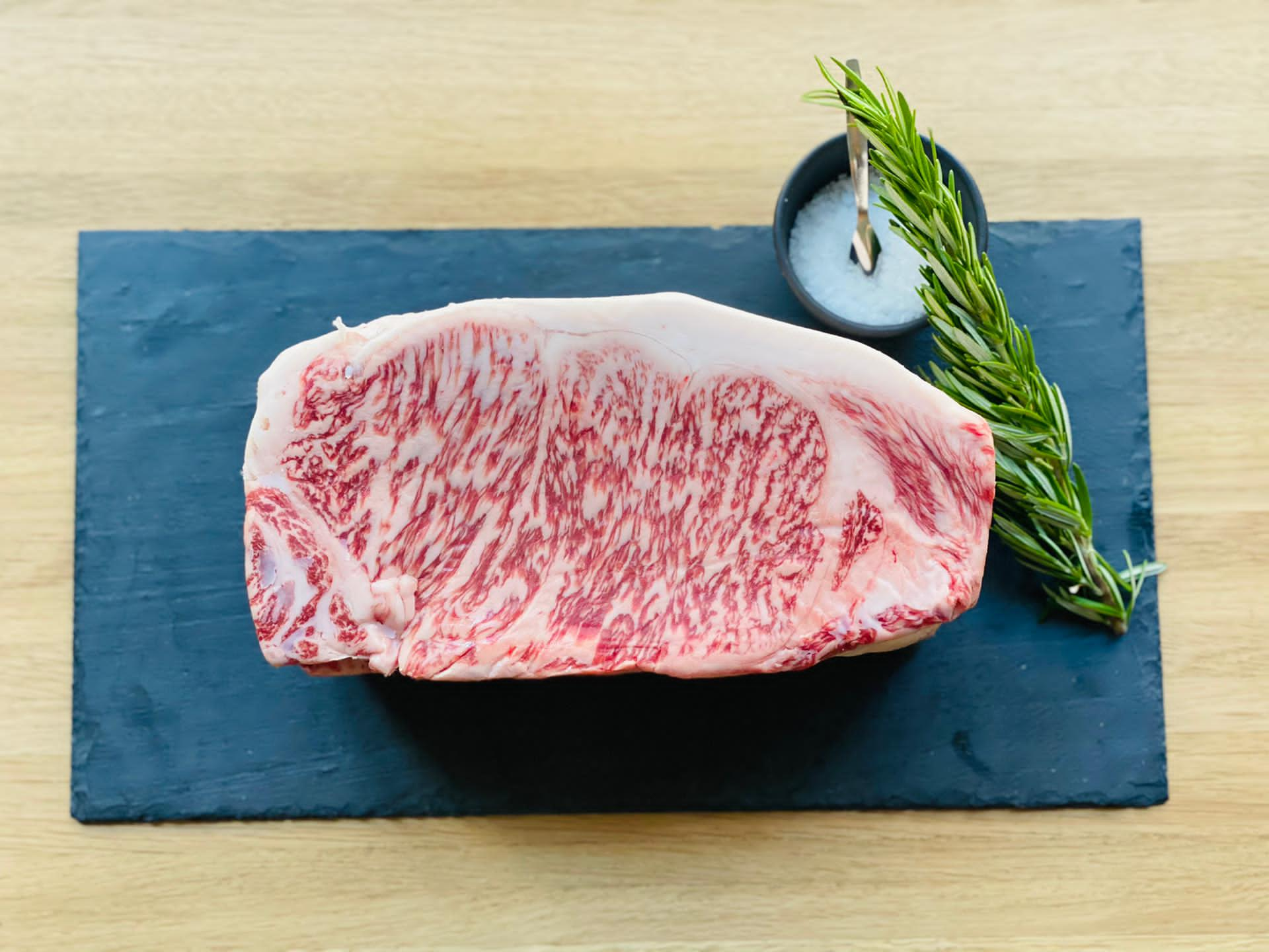 Japanisches A5 Wagyu Miyazaki Sirloin Steak Os Meatshop