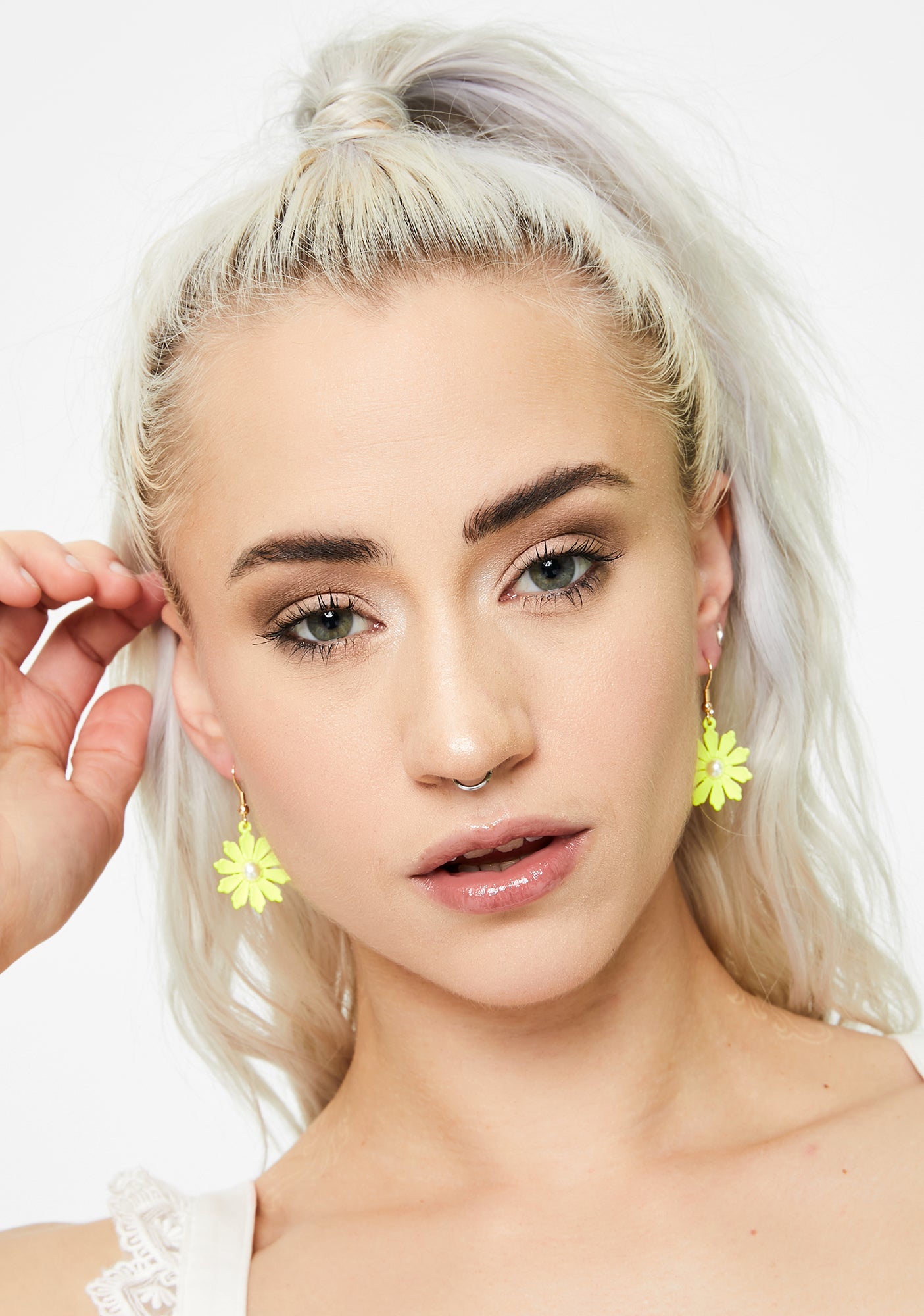 Pixie Land Flower Earrings Dolls Kill