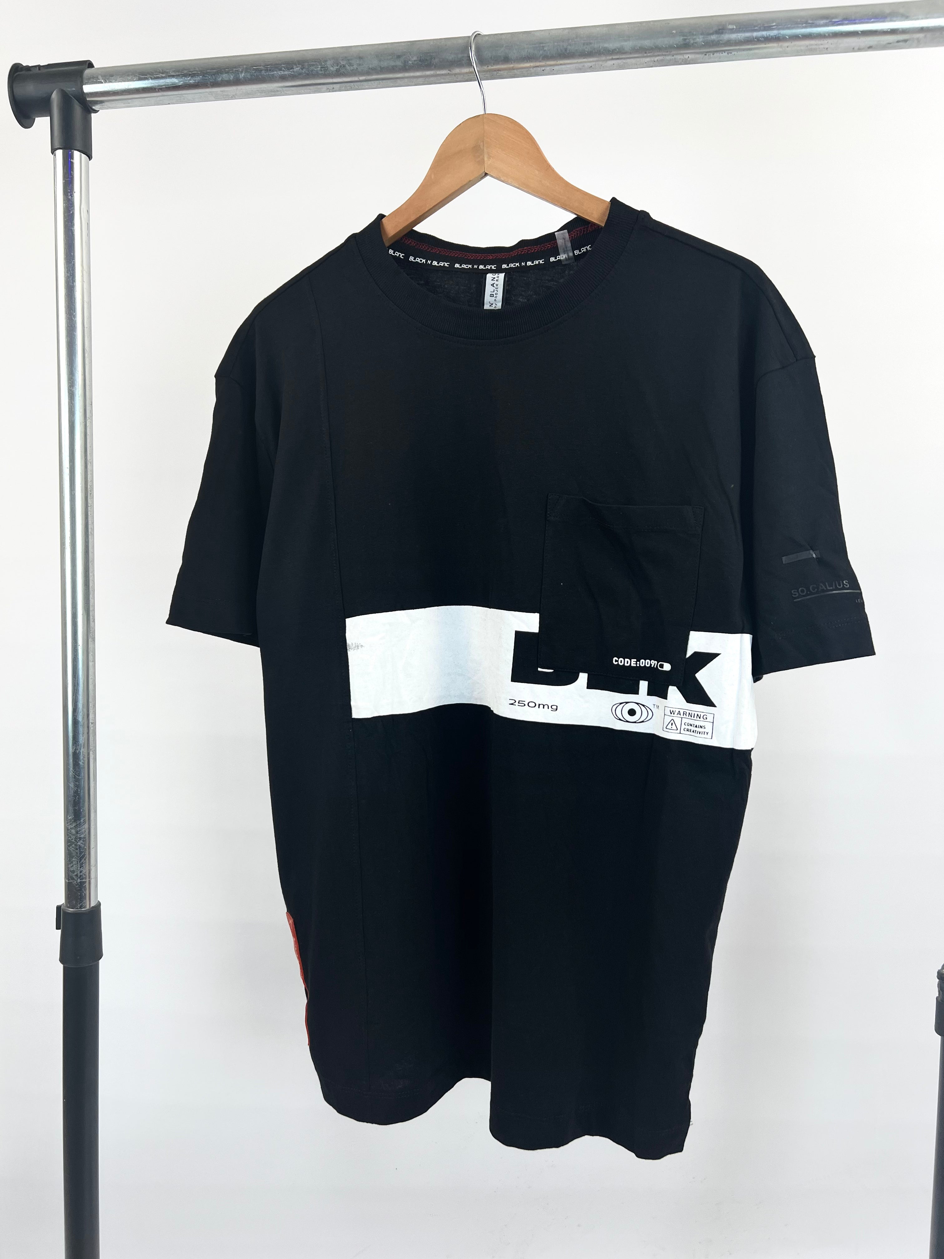 Black N Blanc Pocket Print T Shirt In Black Garmisland