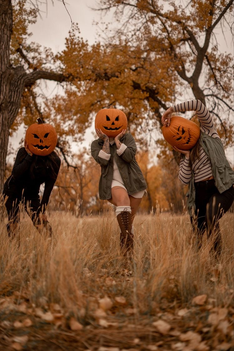 12 Spooky Pumpkin Head Photoshoot Ideas For Halloween In 2024