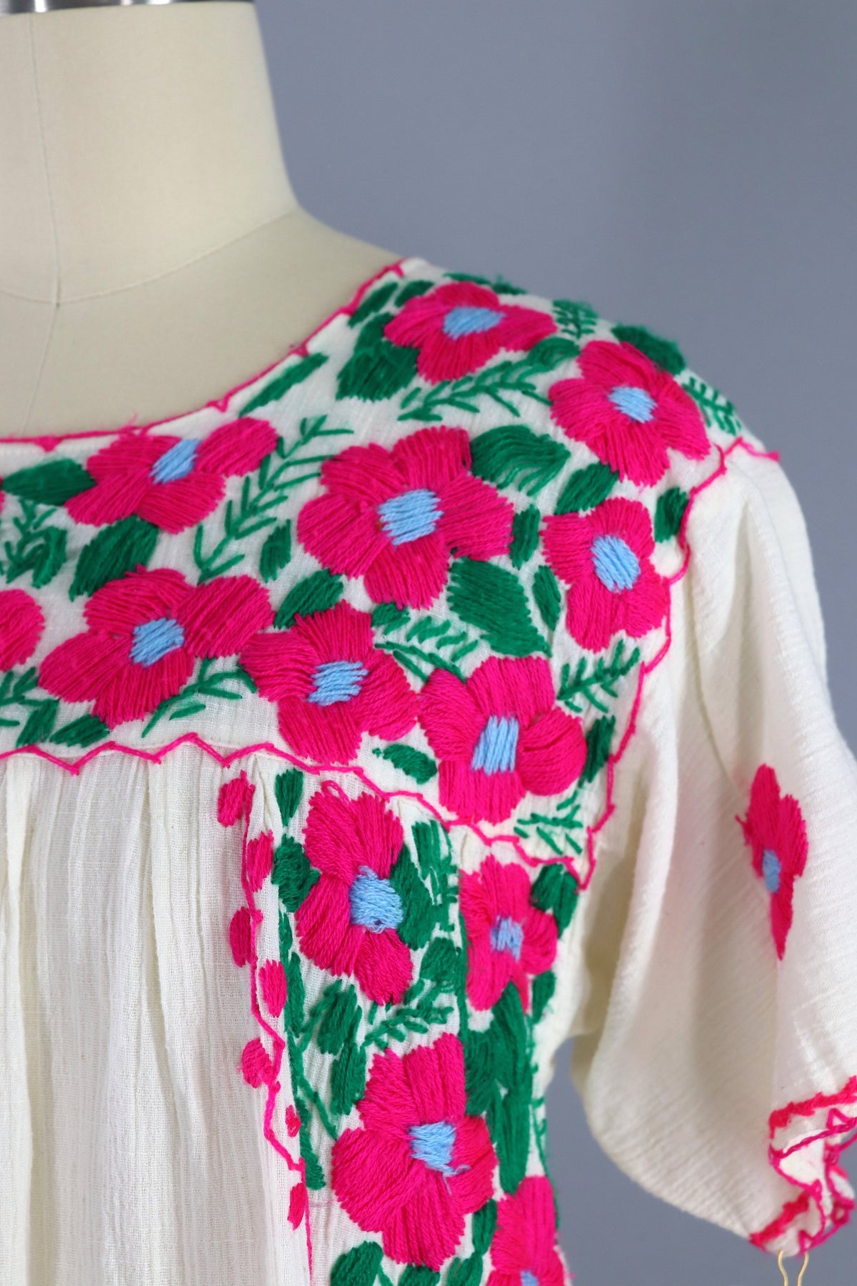 Vintage Mexican Oaxacan Huipil Embroidered Blouse Off White And Pink F