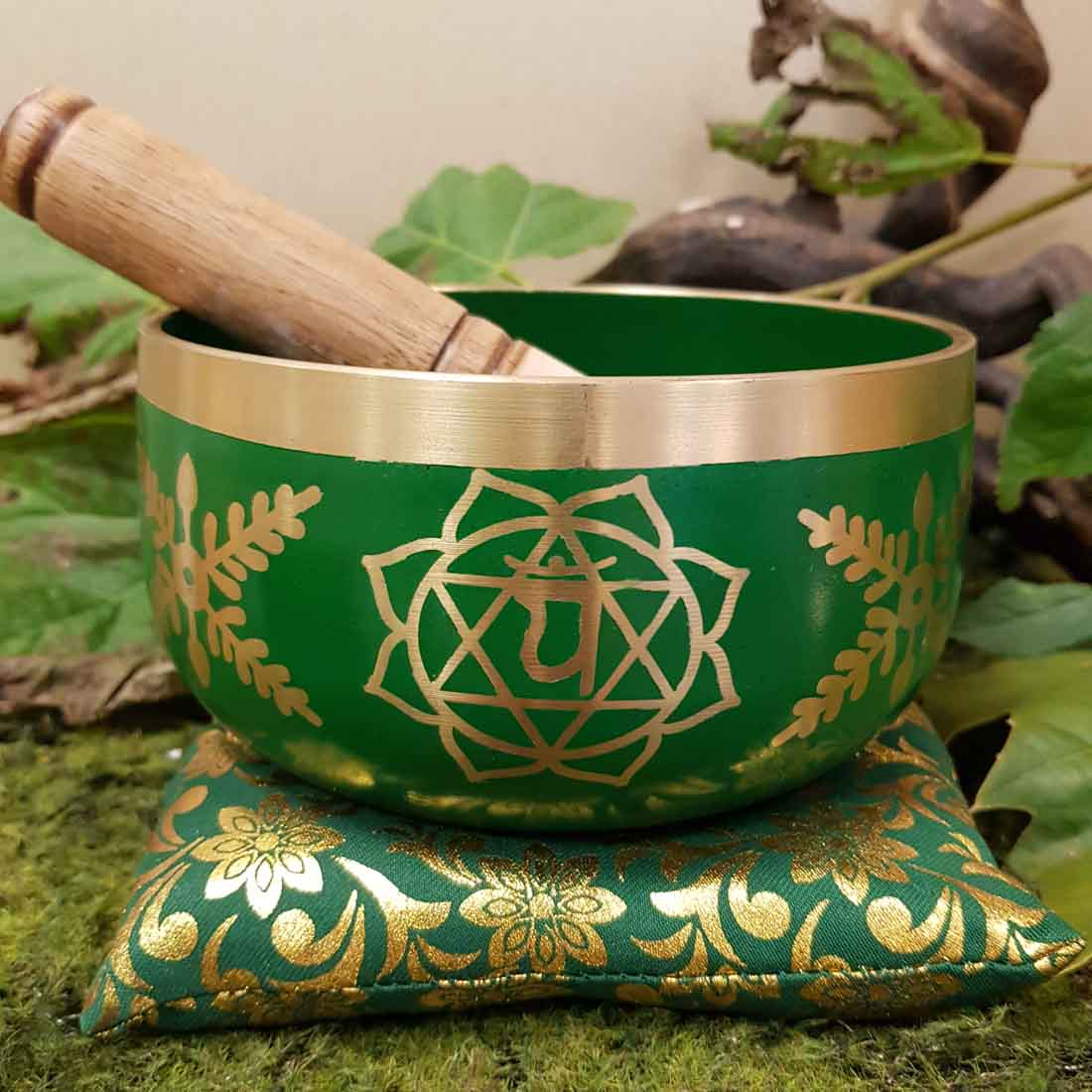 Heart Chakra Singing Bowl With T Box And Cushion Approx 7x14cm