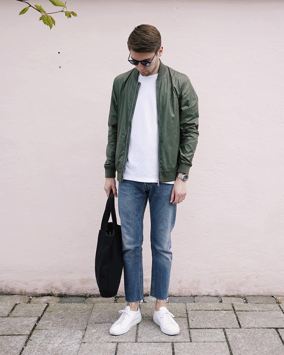 How To Wear White Sneakers For Men 10 Amazing Outfit Ideas Lifestyle