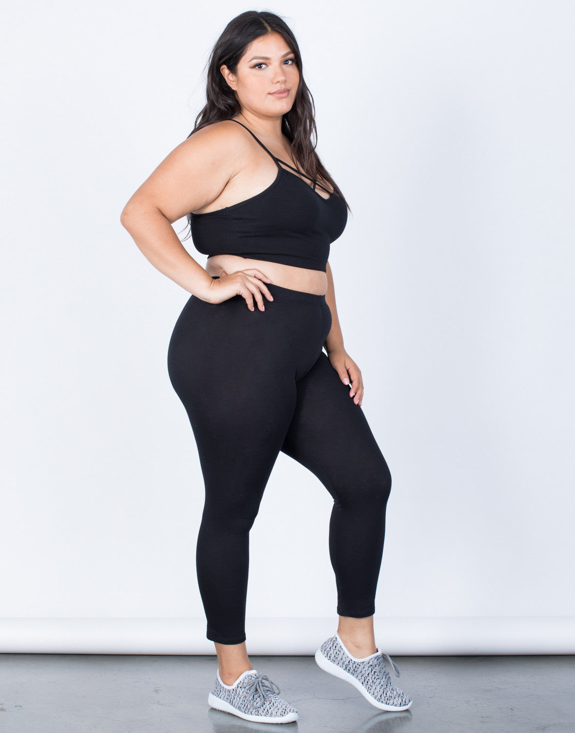 How To Style Plus Size Leggings