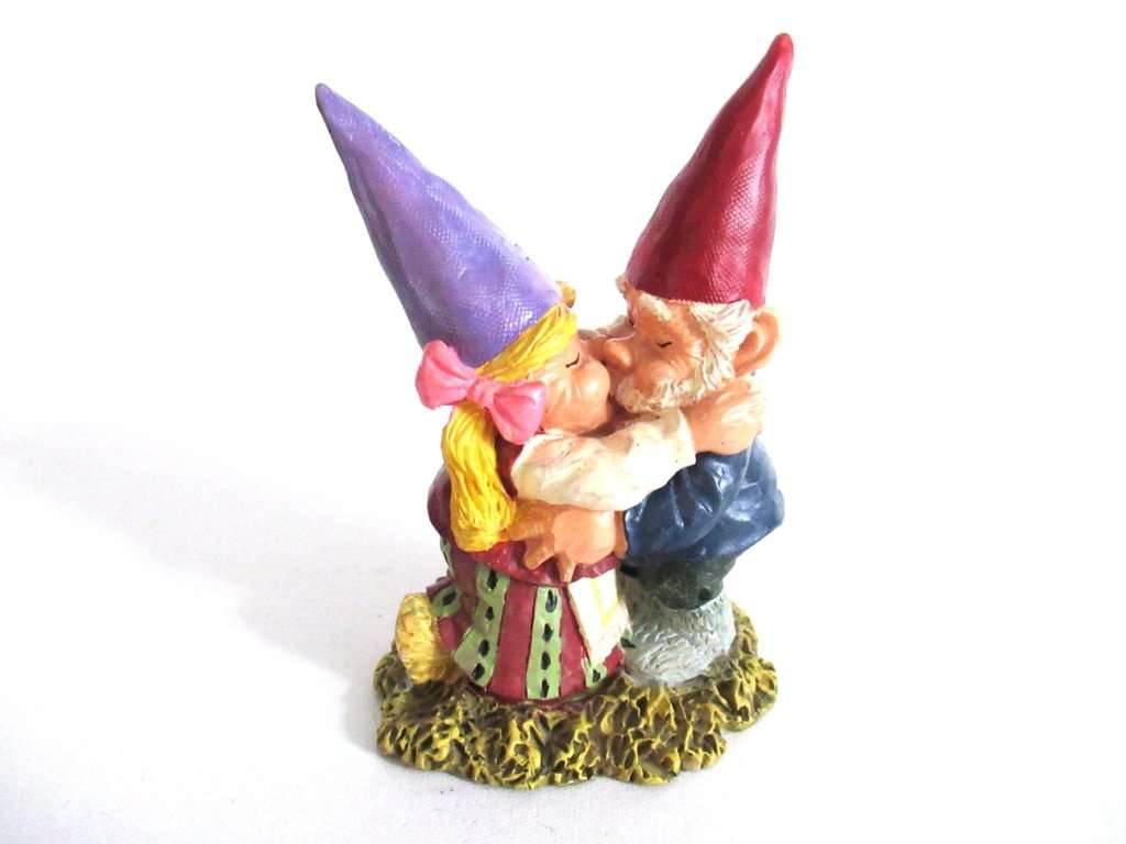 Kissing Gnome Couple Gnome Figure After A Design By Rien Poortvliet