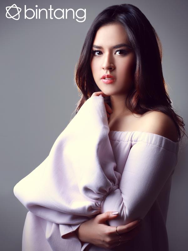 Eksklusif Album Handmade Dan Jati Diri Raisa Yang Sesungguhnya