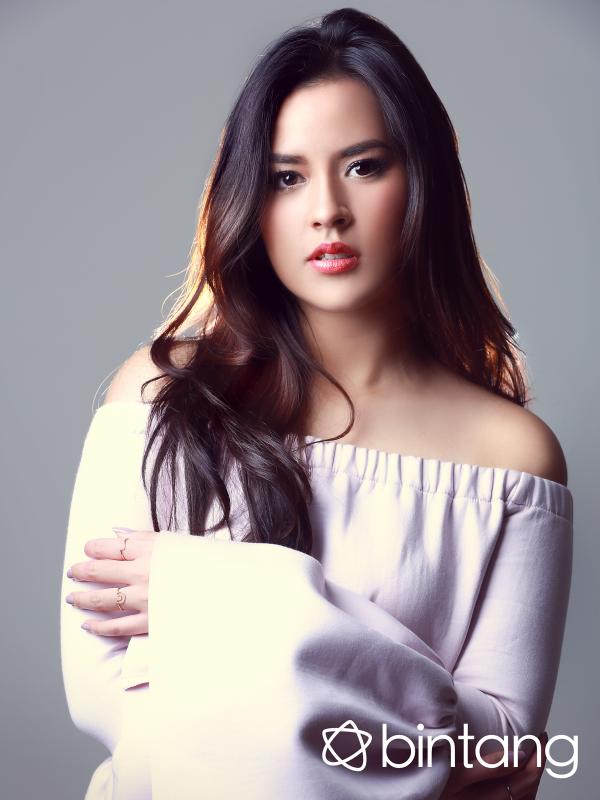 Eksklusif Album Handmade Dan Jati Diri Raisa Yang Sesungguhnya