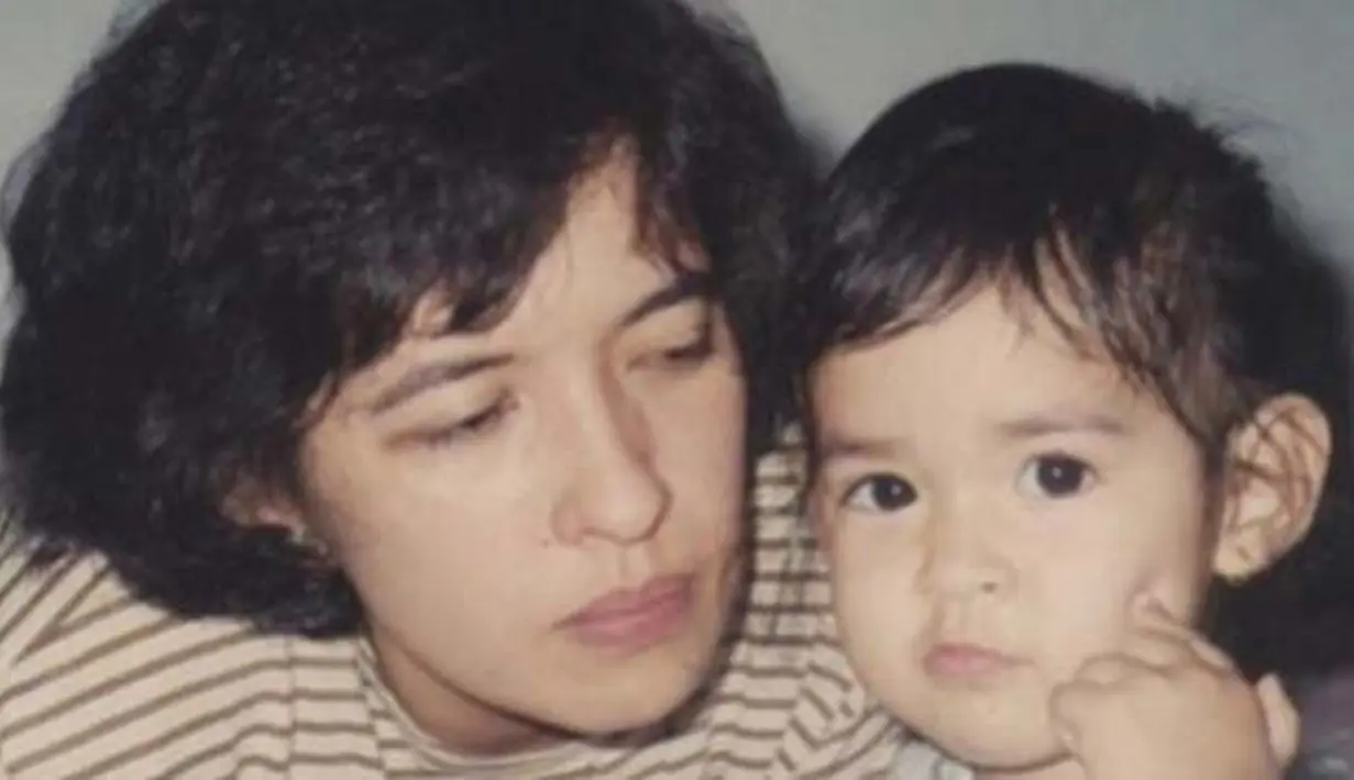 Ulang Tahun Ke 28 Intip 8 Foto Raisa Di Masa Kecil Yang Menggemaskan