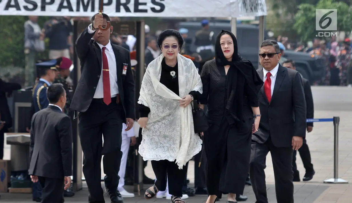 Foto Sby Hingga Megawati Hadiri Pemakaman Bj Habibie Di Tmp Kalibata