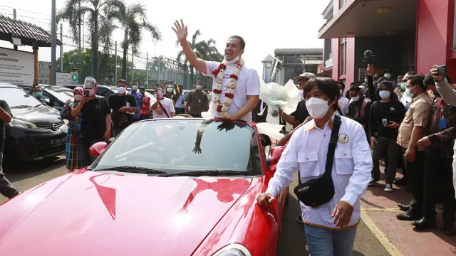 Saipul Jamil Muncul Di Tv Kpai Psikologis Korban Akan Terpukul Lagi