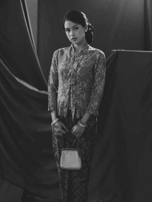 Pesona 11 Artis Pakai Kebaya Dan Kain Batik Di Hari Kartini Maudy