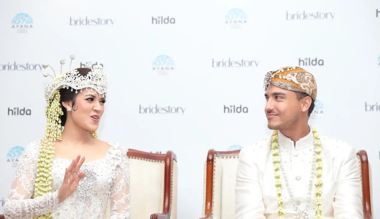 Rona Bahagia Raisa Resmi Jadi Istri Hamish Daud Photo