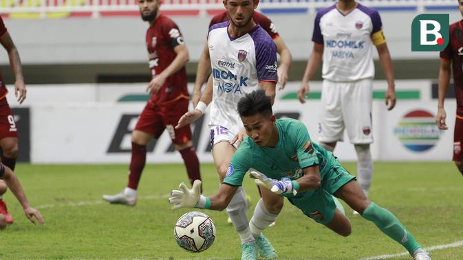 Duel Antarlini Borneo Fc Vs Persib Di Bri Liga 1 Sengit Di Setiap Area