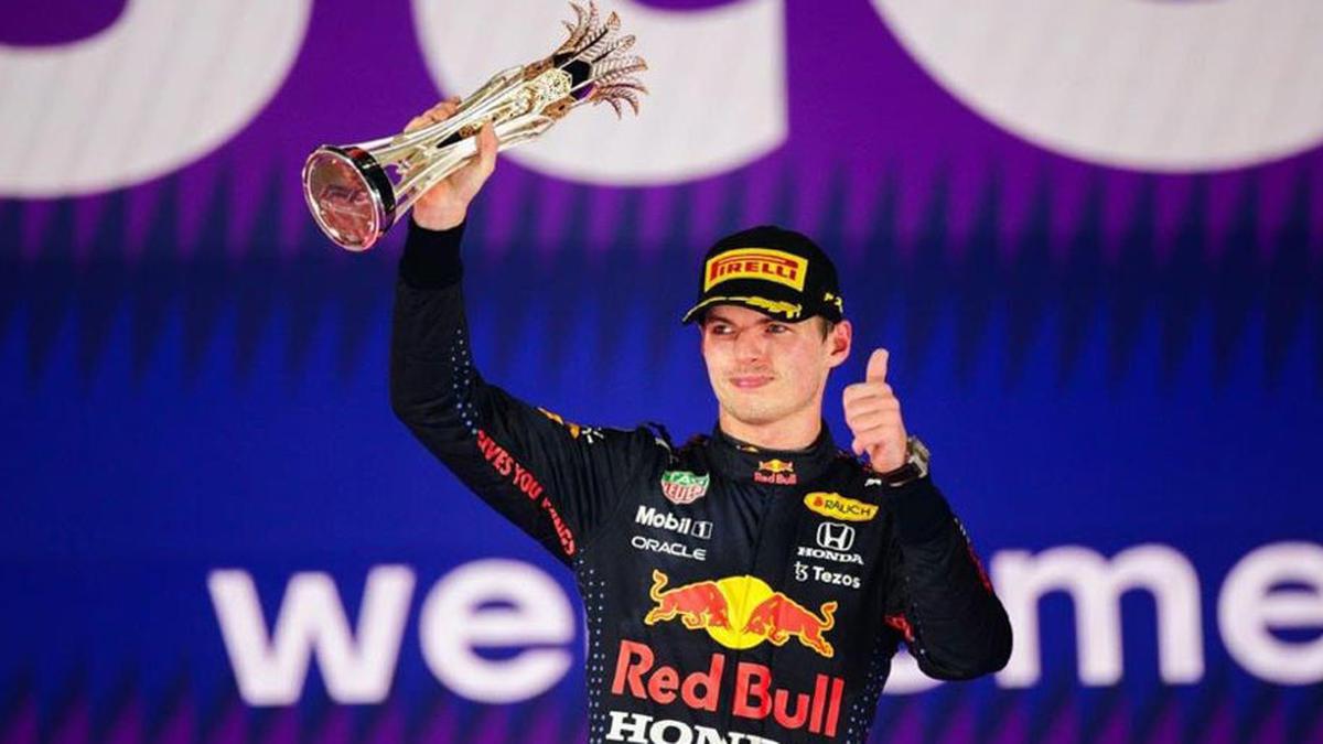 Max Verstappen Tinggal Selangkah Lagi Menjadi Juara Dunia F1 2021