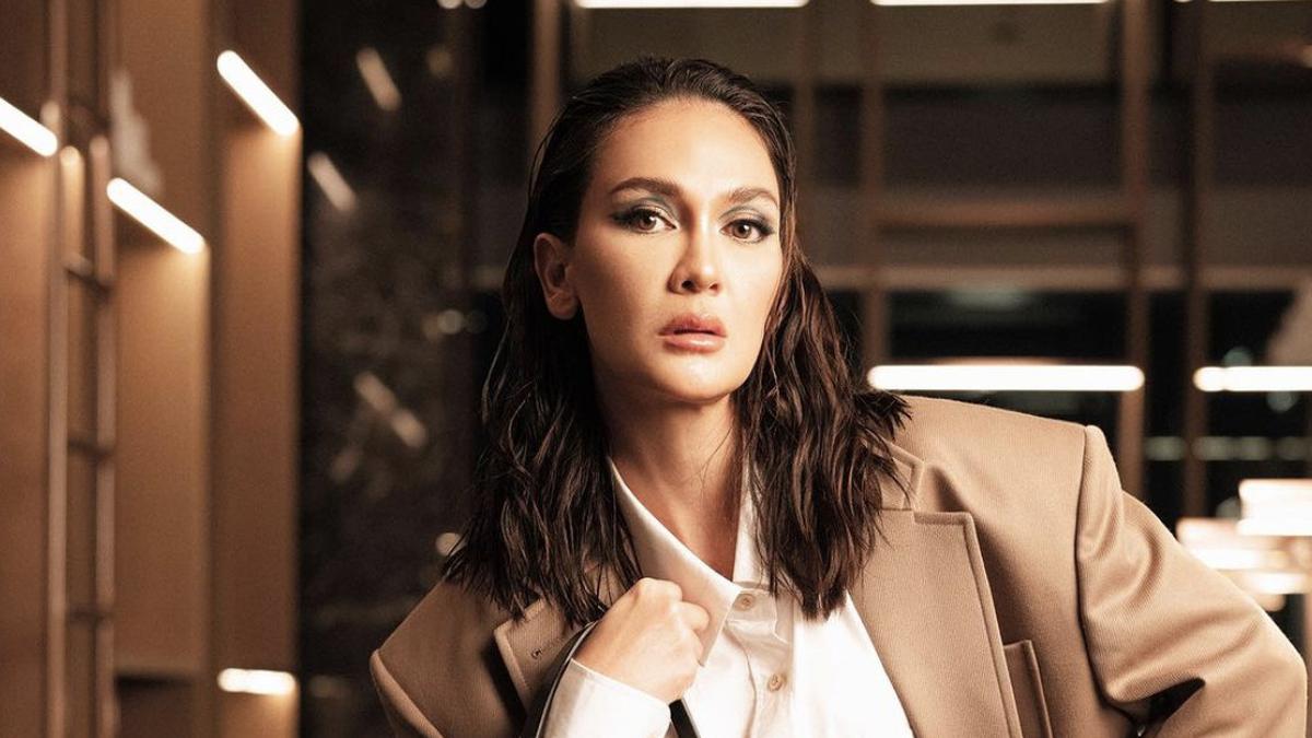 Luna Maya Ternyata Dapat Lemparan Bunga Dari Bcl Langsung Banjir