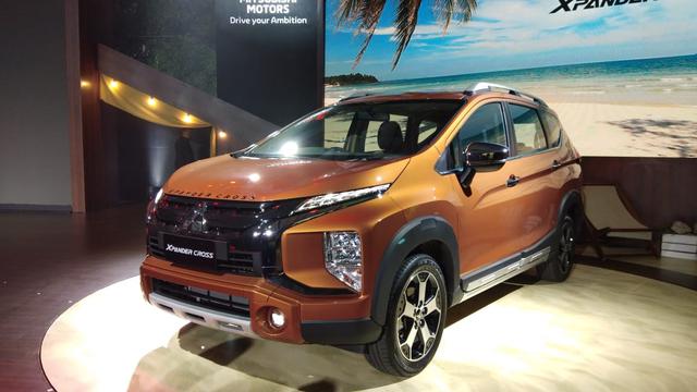 Apa Perbedaan Mitsubishi Xpander Cross Dengan Xpander Biasa Otomotif