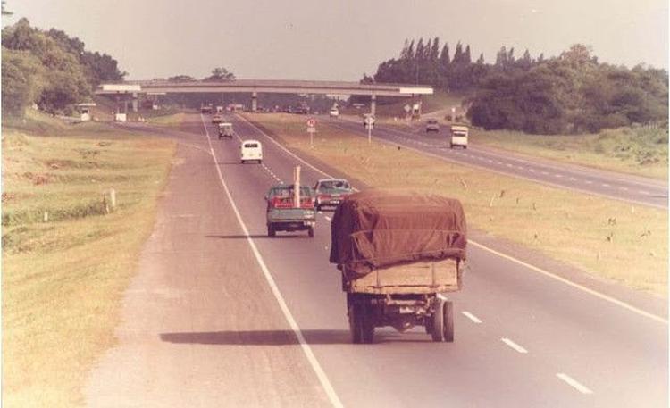 10 Potret Tol Jagorawi Di Awal Era Keemasannya Jalan Berbayar Pertama