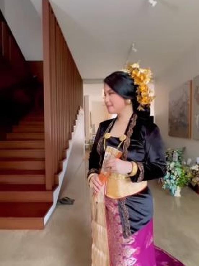 11 Potret Penampakan Kediaman Annisa Pohan Dan Ahy Mewah Dan Elegan