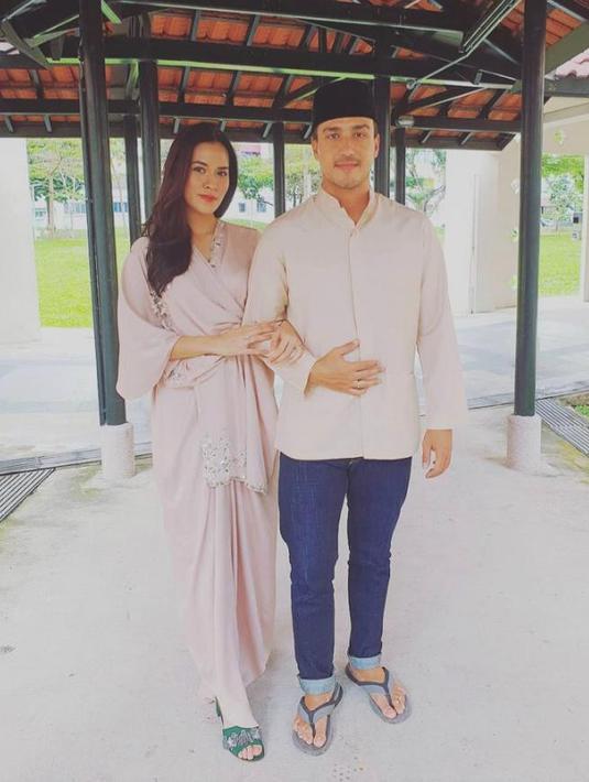 Anniversary Pernikahan Ke 5 Intip 8 Potret Kompak Raisa Andriana Dan