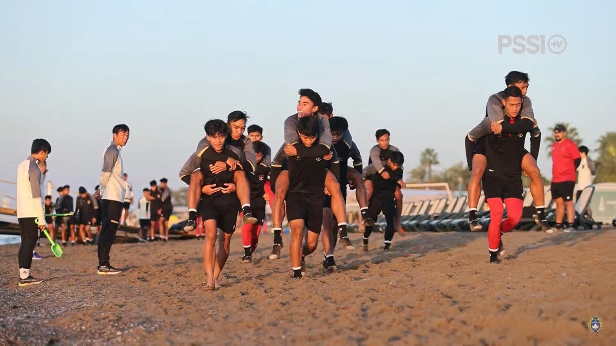 Latihan Fisik Sangar Ala Shin Tae Yong Pemain Timnas Indonesia U 20