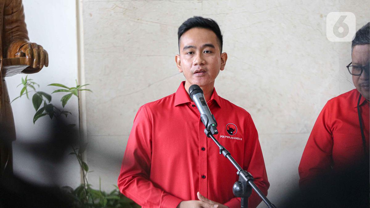 Gibran Klarifikasi Fotonya Muncul Dalam Baliho Prabowo Di Labuan Bajo