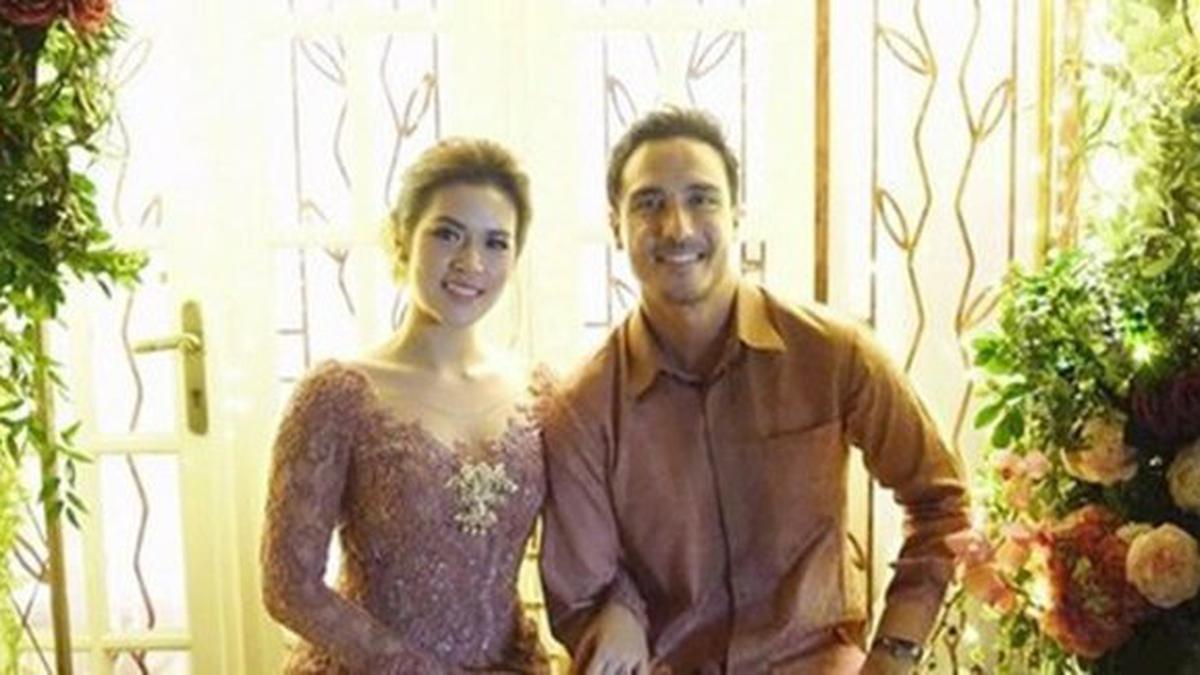 Kisah Cinta Hamish Daud And Raisa Bersemi Lewat Film Begini Kisah