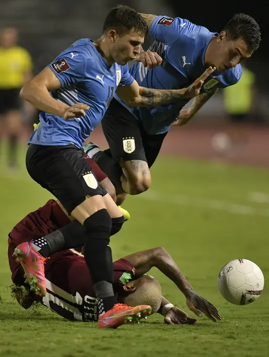 Foto Uruguay Ditahan Imbang Venezuela Dengan Skor Kacamata Foto