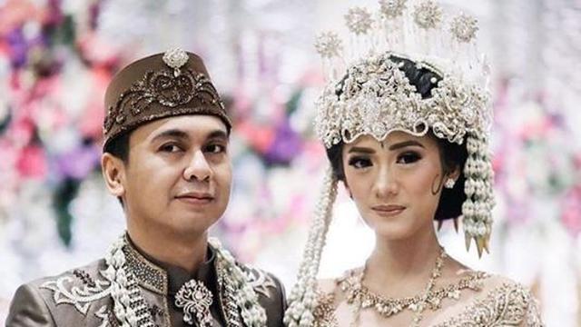 Potret Cantik 7 Seleb Kenakan Busana Adat Sunda Saat Menikah Anggun