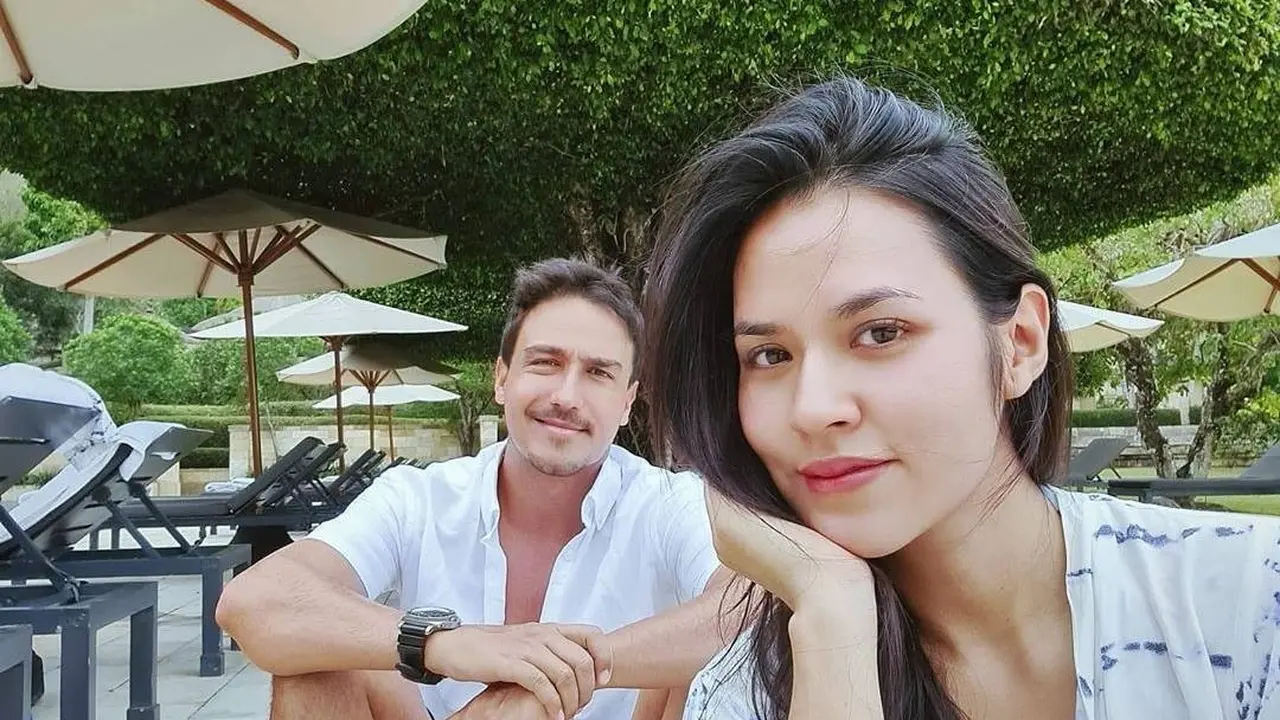 Intip Rumah Baru Hamish Daud Dan Raisa Di Bali Minimalis Dikelilingi