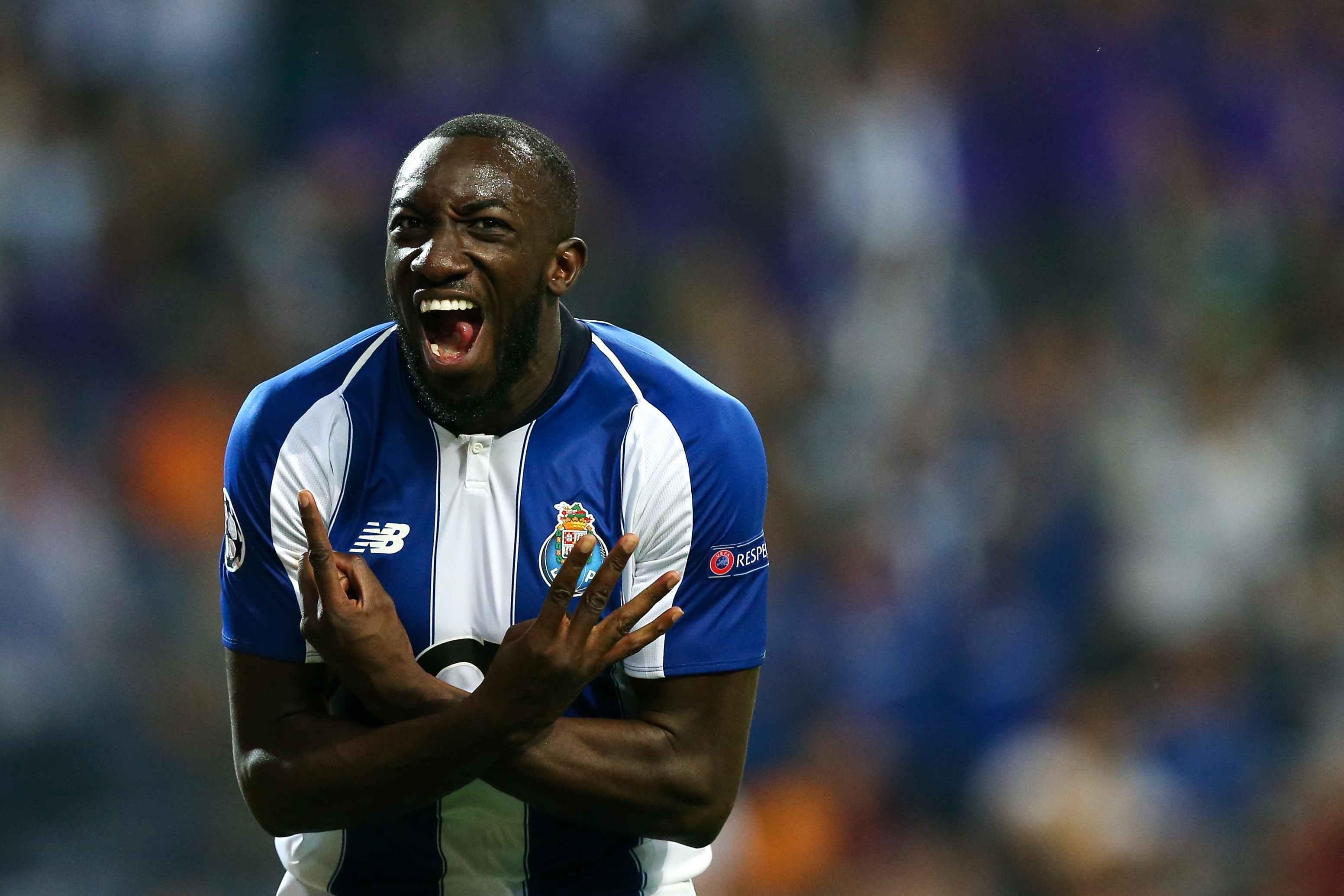 Golo Solitário De Marega Dá Liderança Ao Fc Porto Renascença