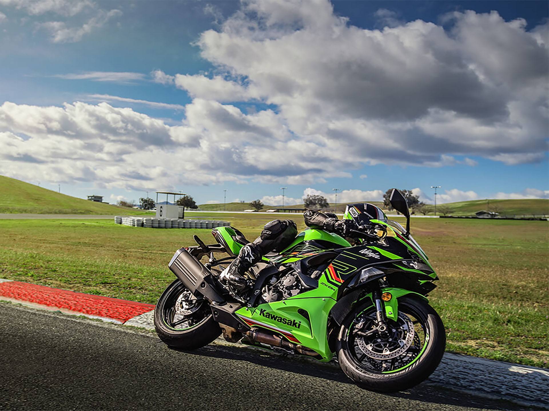 New 2024 Kawasaki Ninja Zx 6r Krt Edition Lime Green Ebony