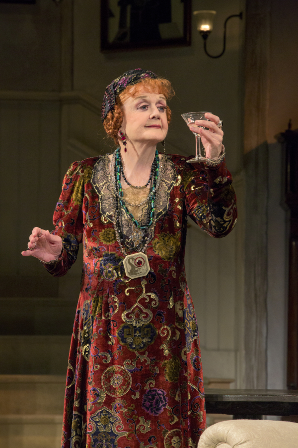 Angela Lansbury Re Creates Her Tony Winning Madame Arcati In Blithe