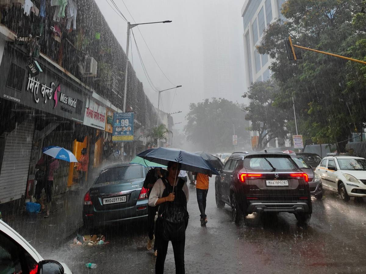 School Holiday In Mumbai Today Bmc Declares Holiday For Schools And