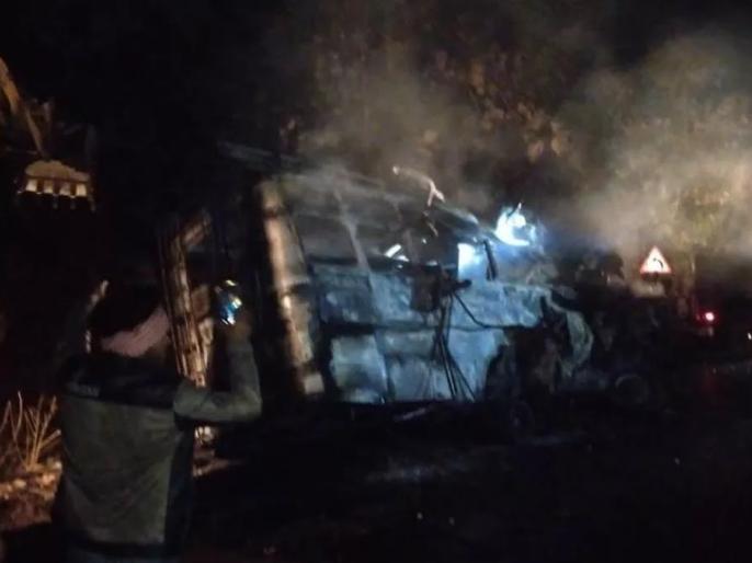 13 Killed 17 Injured As Bus Catches Fire After Accident In Madhya