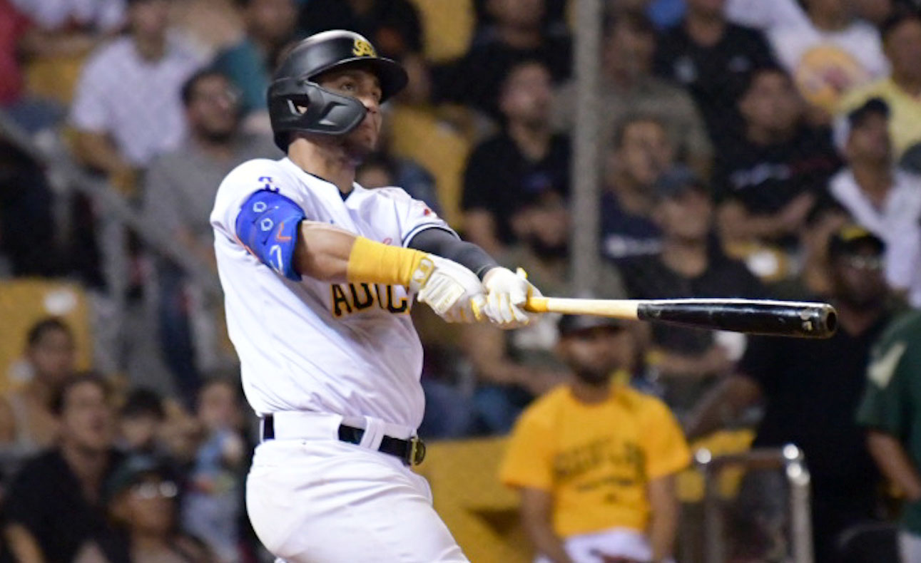 Manolitoenelplay Águilas Derrotan A Las Estrellas En El Estadio Cibao