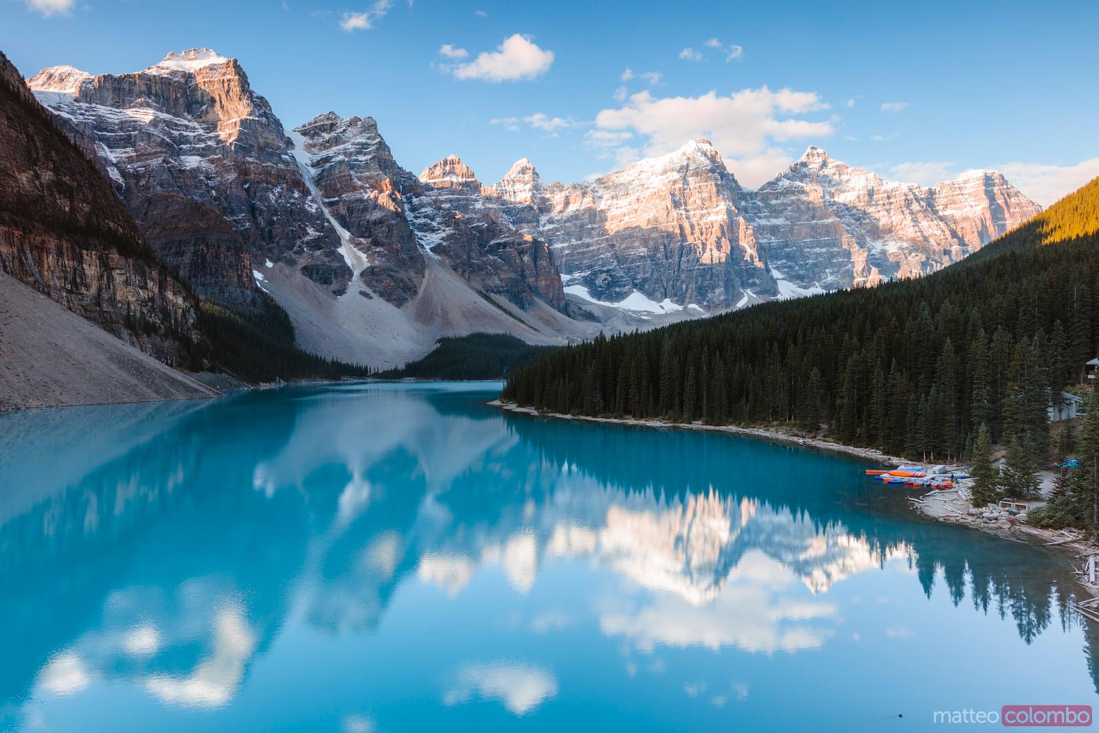 Moraine Lake At Sunrise In Autumn Banff National Park Canada