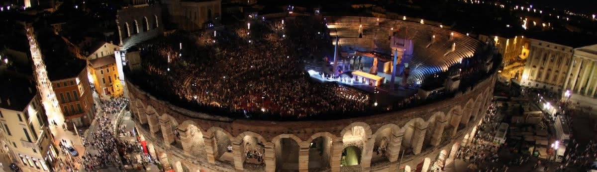 Aida Com Jonas Kaufmann Como Radames Arena Di Verona