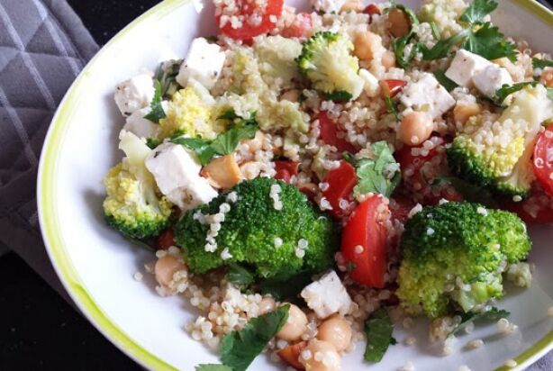 Recept Voor Quinoasalade Met Broccoli And Feta Foodynl