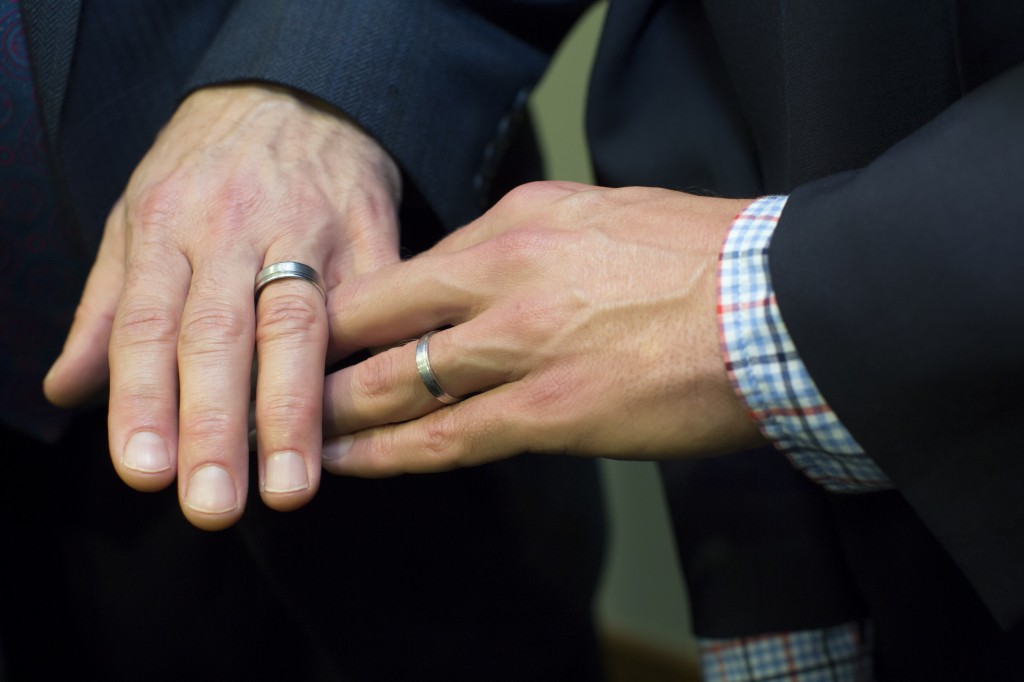 Same Sex Marriages To Begin In Alabama After Supreme Court Refuses Stay