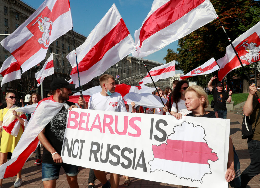 Belarus Protests Enter 6th Week Still Demand Leader Resign Pbs News