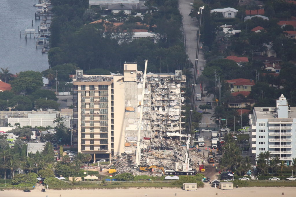 Florida Building Collapse Death Toll Rises Search And Rescue