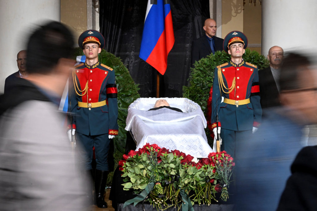 Thousands Attend Gorbachev Funeral