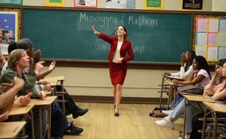 Teachers Caught Off Guard And Other Hilarious Candid Classroom Moments